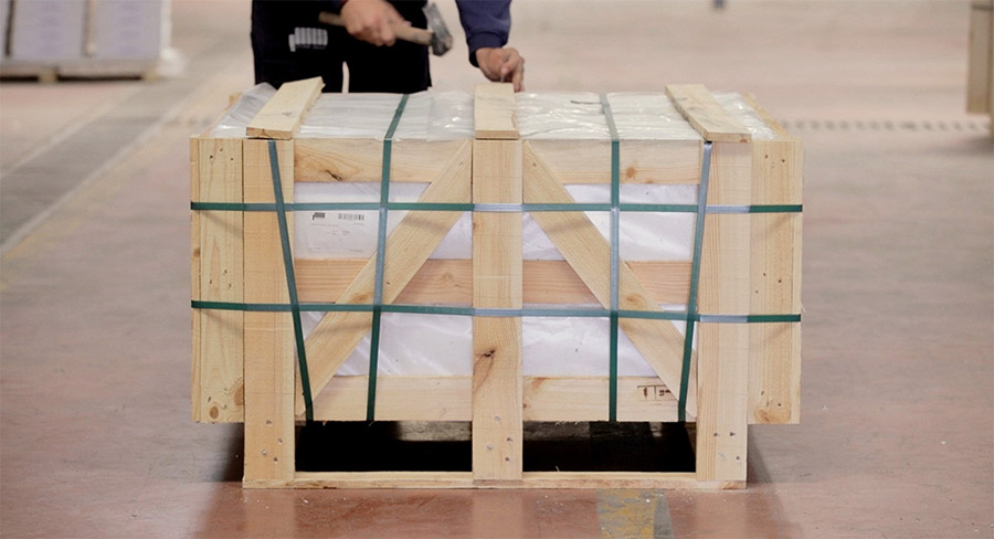 Tiles pallet packaging - Karmar Quarries